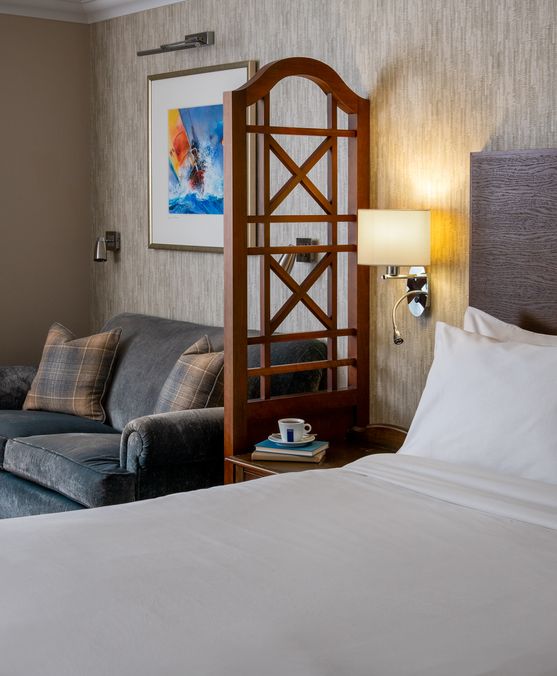 Relax & Dine Package - Solent Hotel